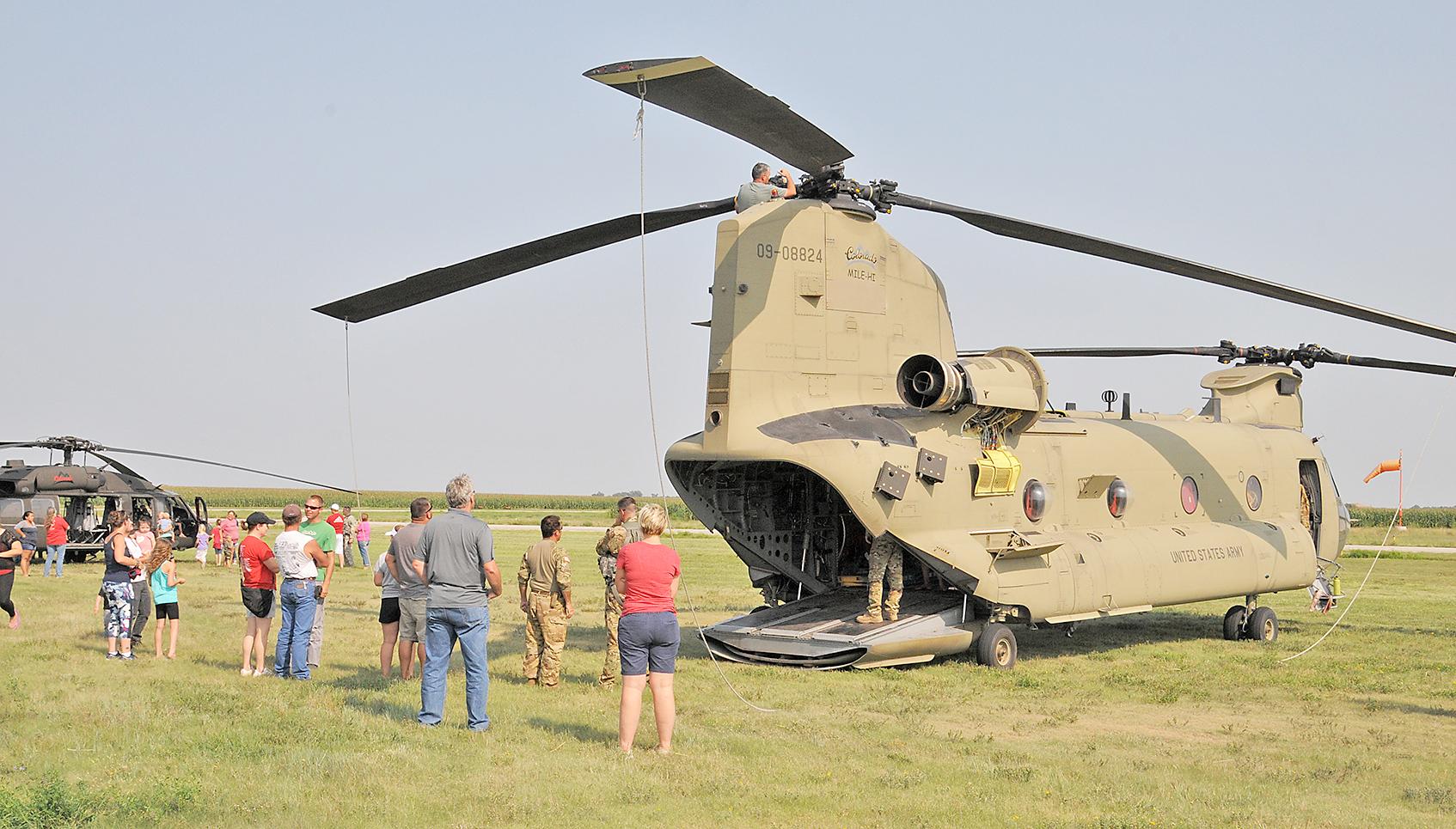 Army Chinook makes emergency landing near Hughes home | Grant Tribune
