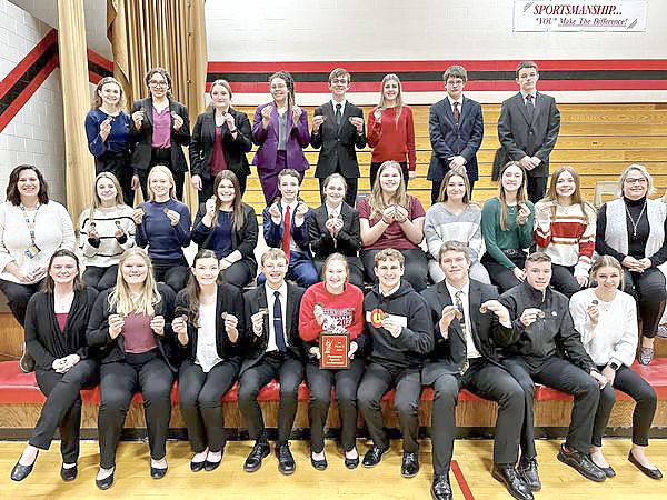 Speech team places first at home tournament | Grant Tribune